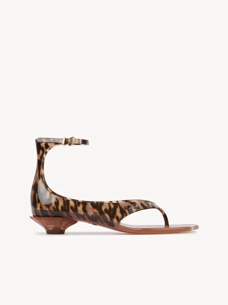 Trend Alert: Jelly Shoes is Slowly Becoming Summer's It-shoe